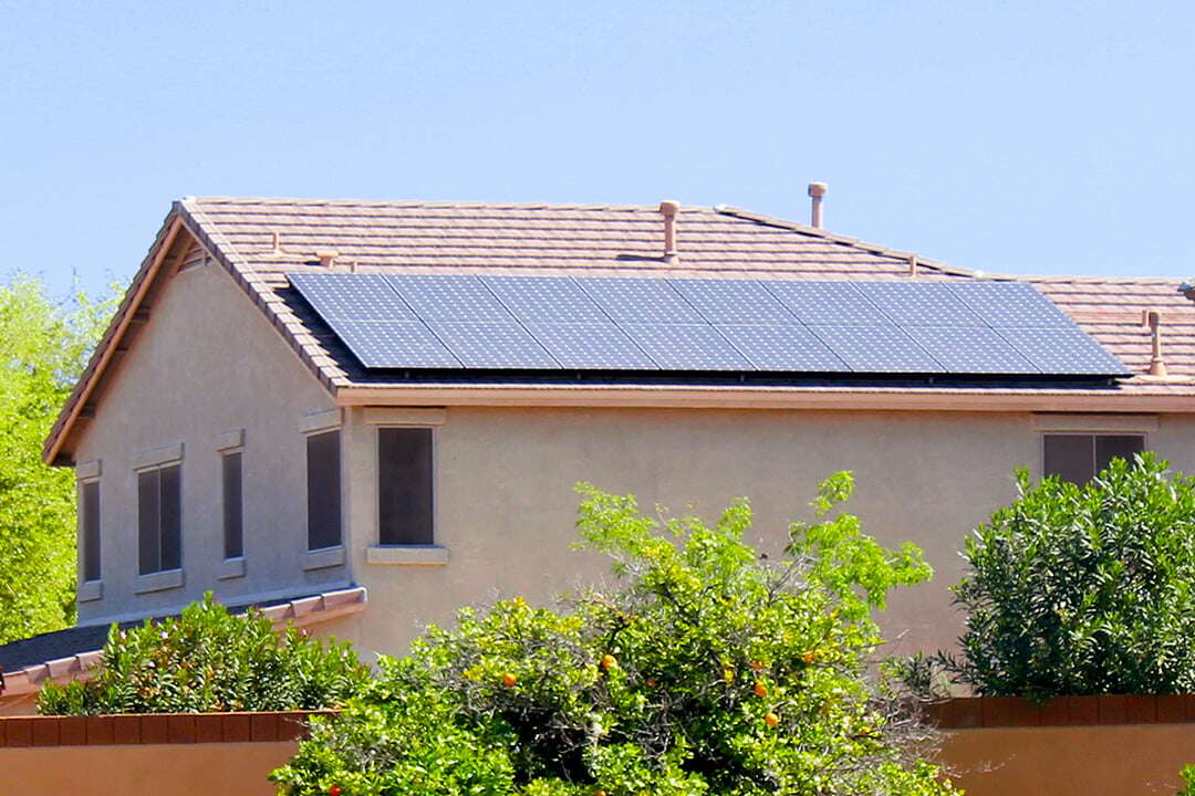 SRP Customer Saves Big with Sun Valley's E27 Plan